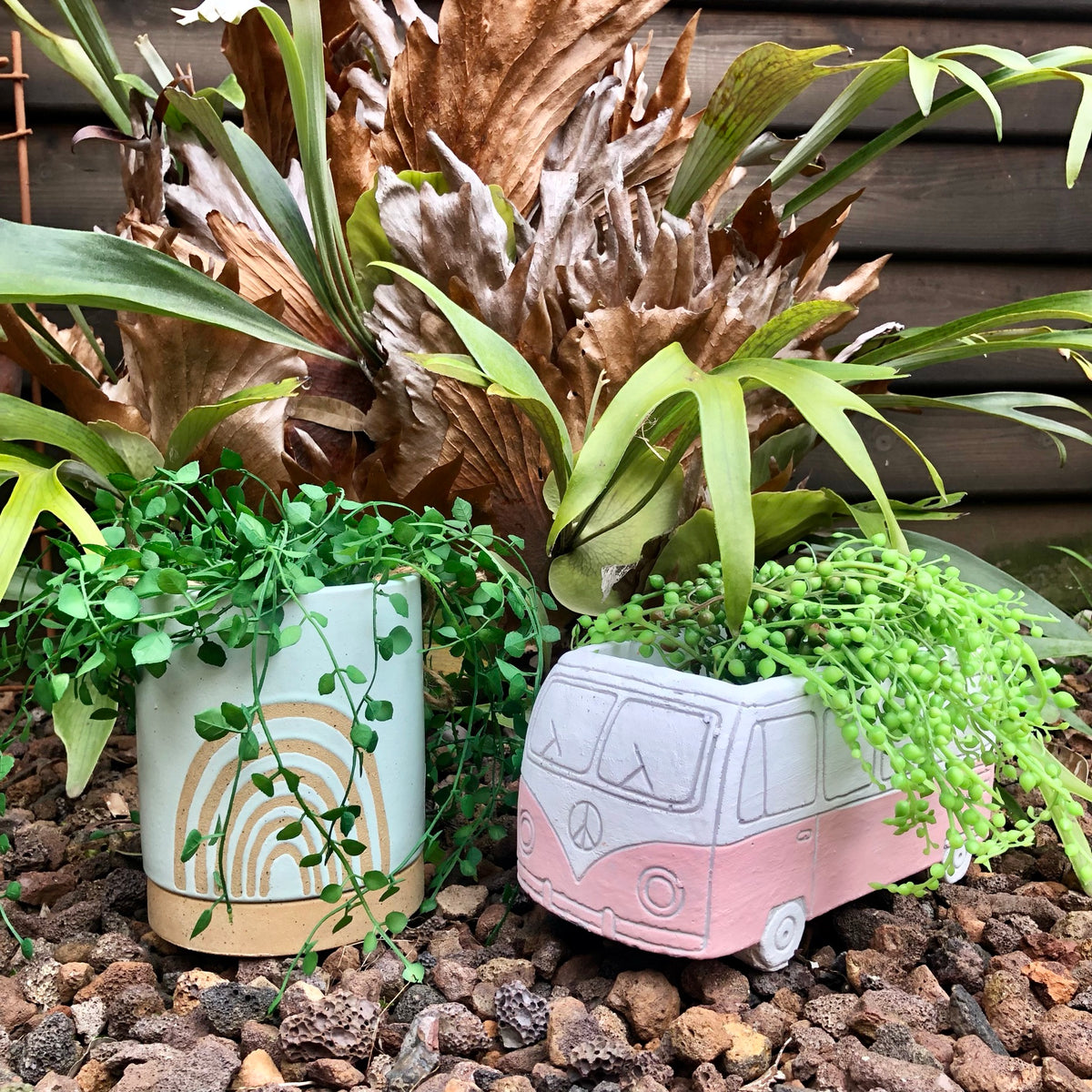 Garden VW Kombi Van Concrete Planter Pot Box Pink – #LOVETHAT